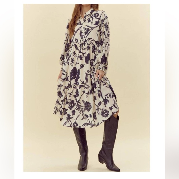 JODIFL | Dresses | Jodifl Beige Black Floral Midi Dress S | Poshmark